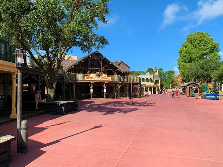 Frontierland in Walt Disney World's Magic Kingdom - Military Disney Tips