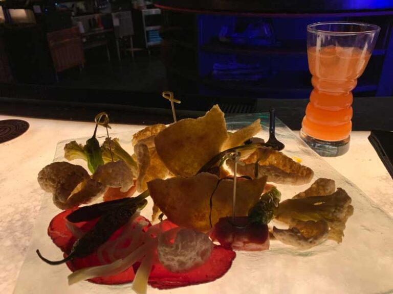 Oga’s Cantina in Disney's Hollywood Studios - Military Disney Tips