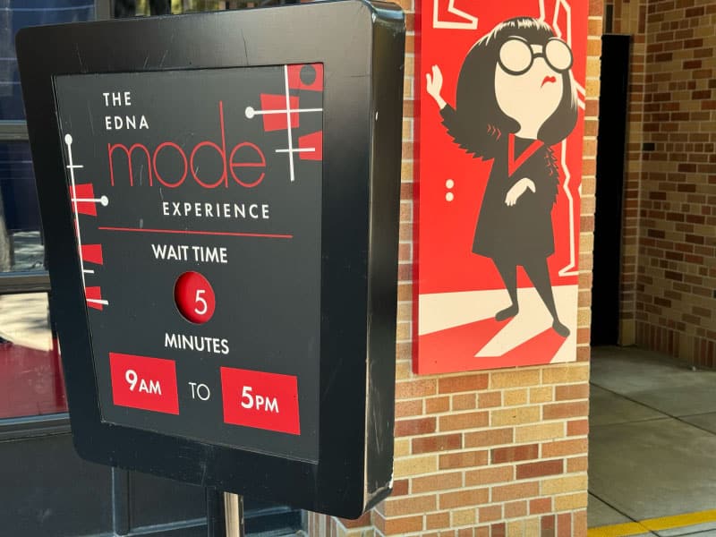 Edna Mode Experience – Character Greeting at Disney’s Hollywood Studios ...
